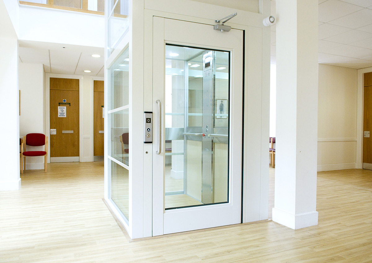 Cabin Platform Lift Range | Midilift Plus | Stannah