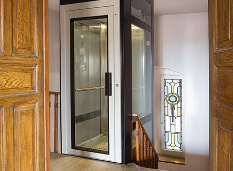 Wheelchair Platform Lifts | Disabled Access Lift | Stannah