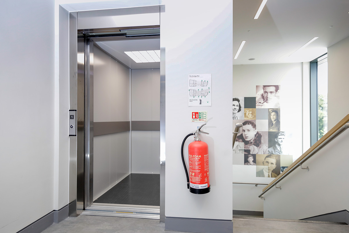 Low Pit Hybrid Lift Range | Piccolo | Stannah